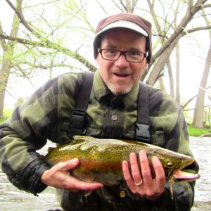 How to Fly Fish for Steelhead in Small Streams - Guide Recommended