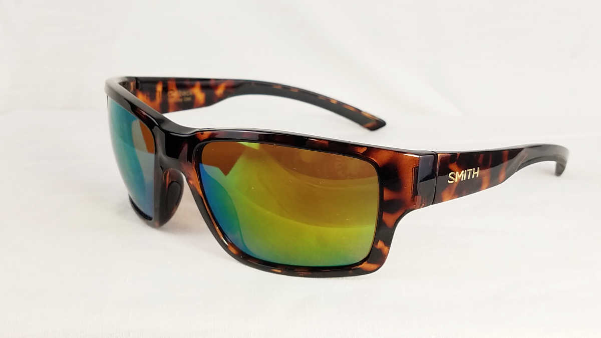 17 Best Fishing Sunglasses of 2023 (On-Water Testing) - Guide Recommended