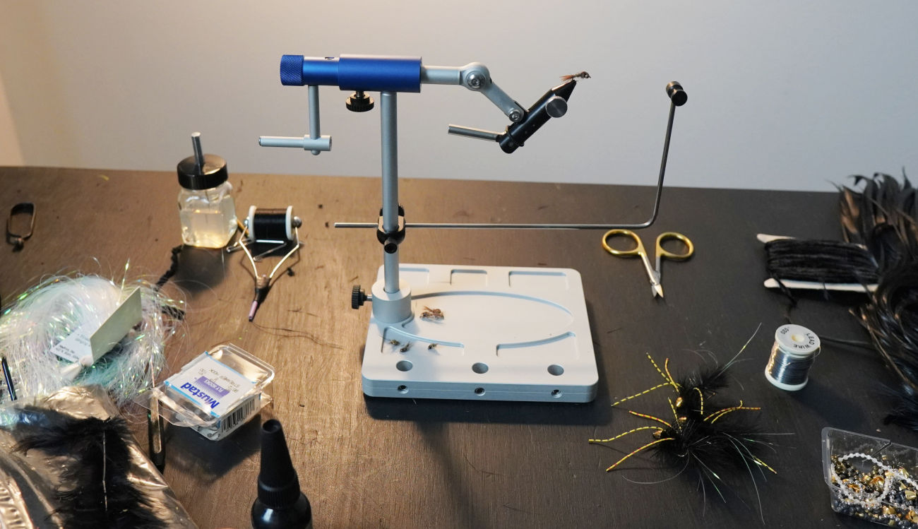 Riverruns Colorado Full Rotary Tying Vise: Next Level for the Beginner ...